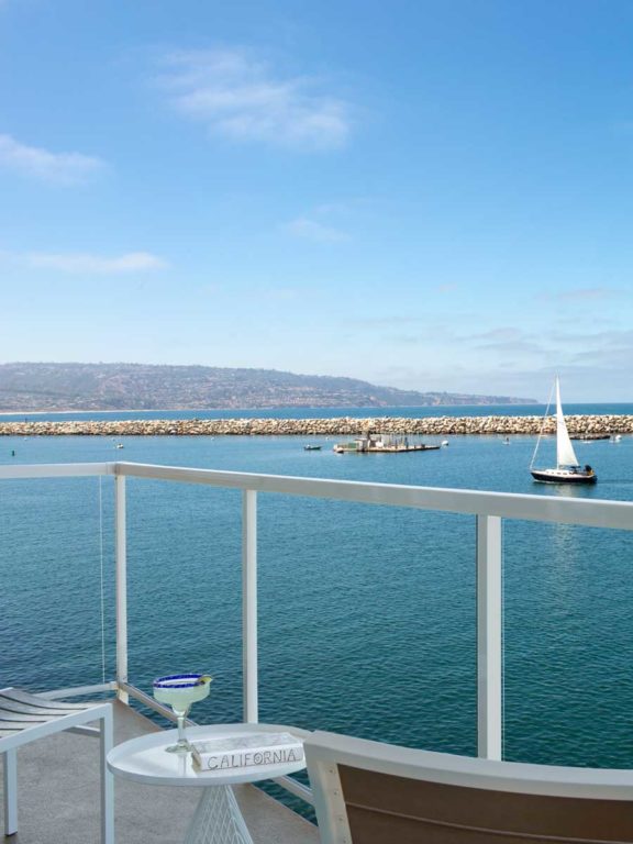 Redondo Beach Hotel Near Hermosa Beach | Hotel Amenities