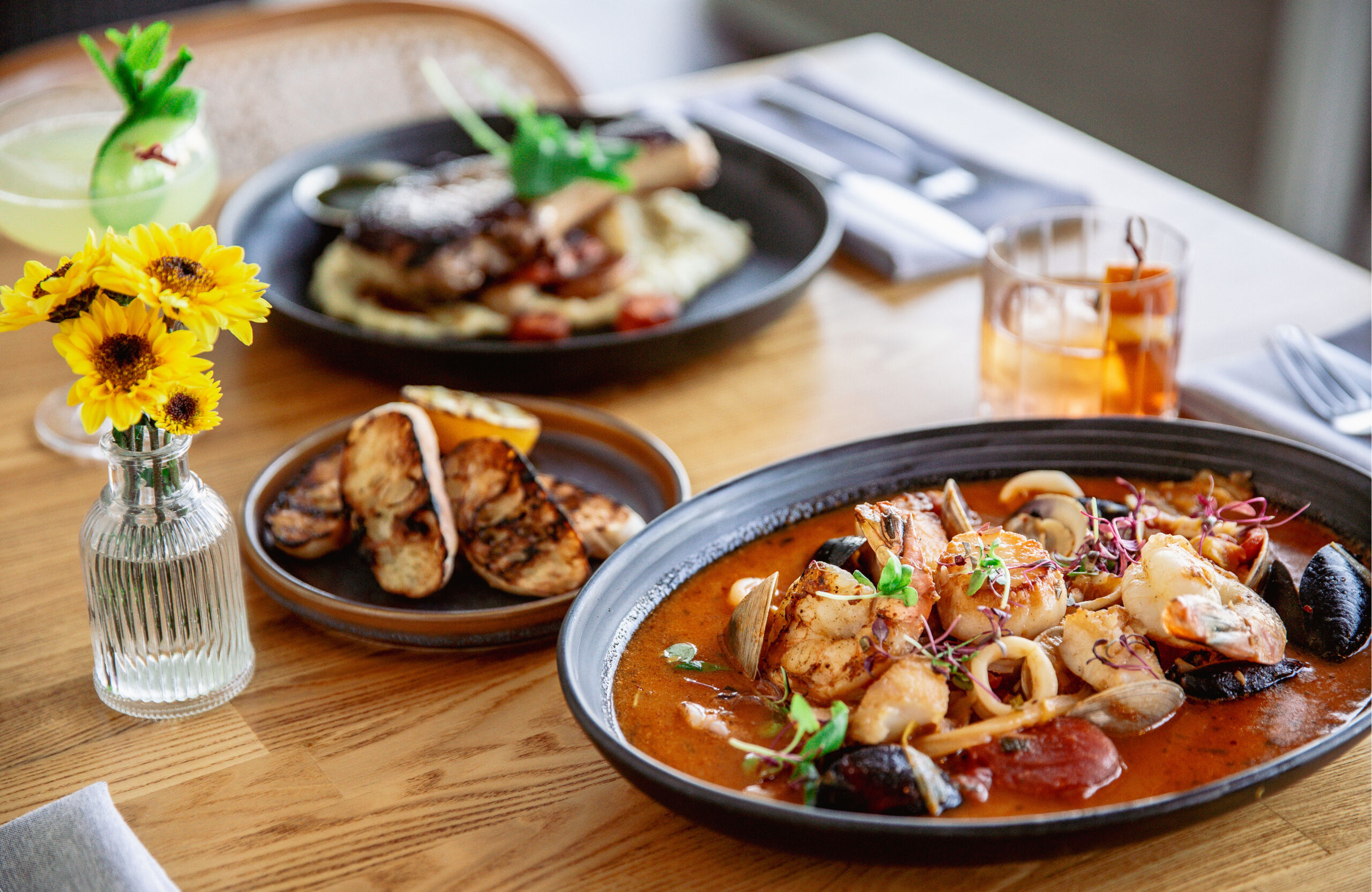 Restaurants Redondo Beach & Waterside Dining | Baleen Restaurant